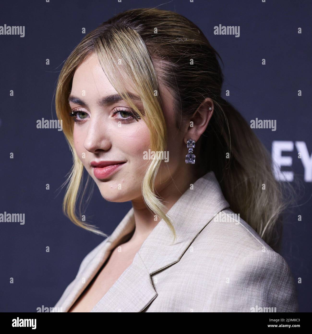Peyton list cobra kai hi-res stock photography and images - Alamy