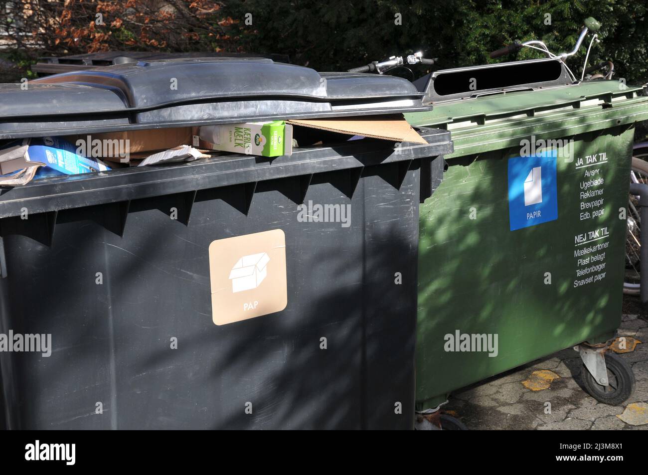 Copenhagen/Denmark/.08 April 2022/.Pap and papers and magsines waste ...