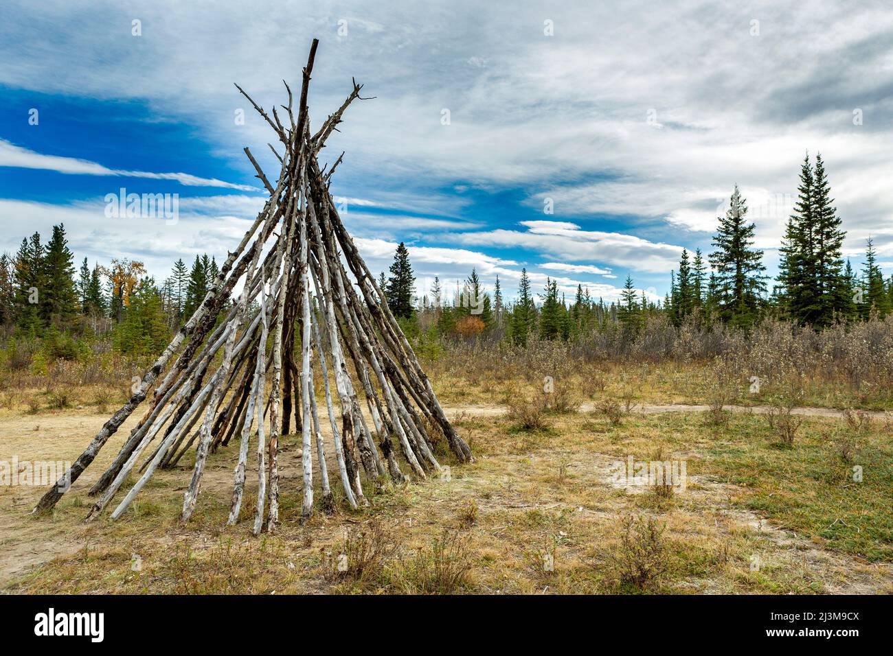 Indigenous structure hi-res stock photography and images - Alamy
