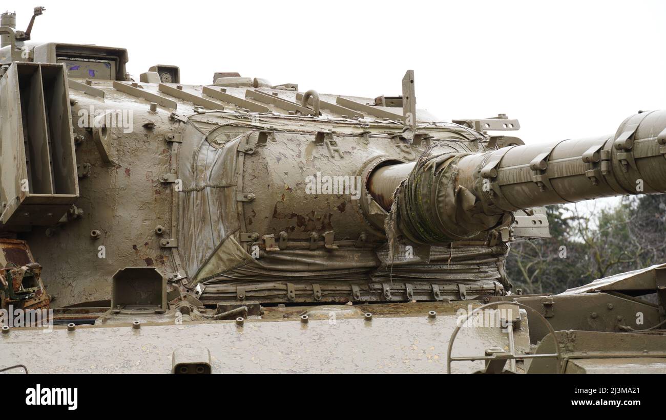 Turret and gun close up of The Centurion the primary British Army main ...