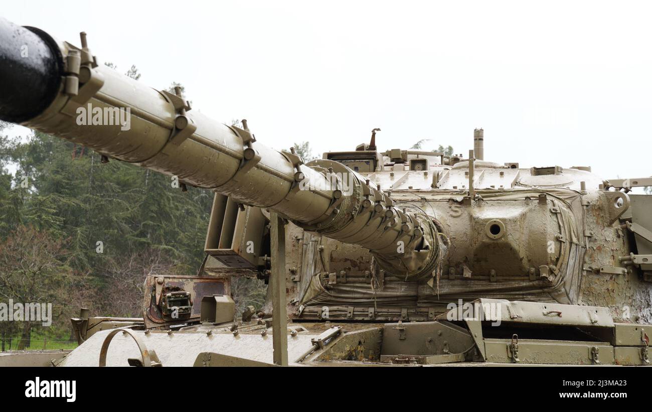 Turret and gun close up of The Centurion the primary British Army main ...