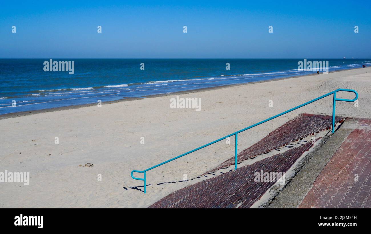 Bray dunes beach hi-res stock photography and images - Alamy