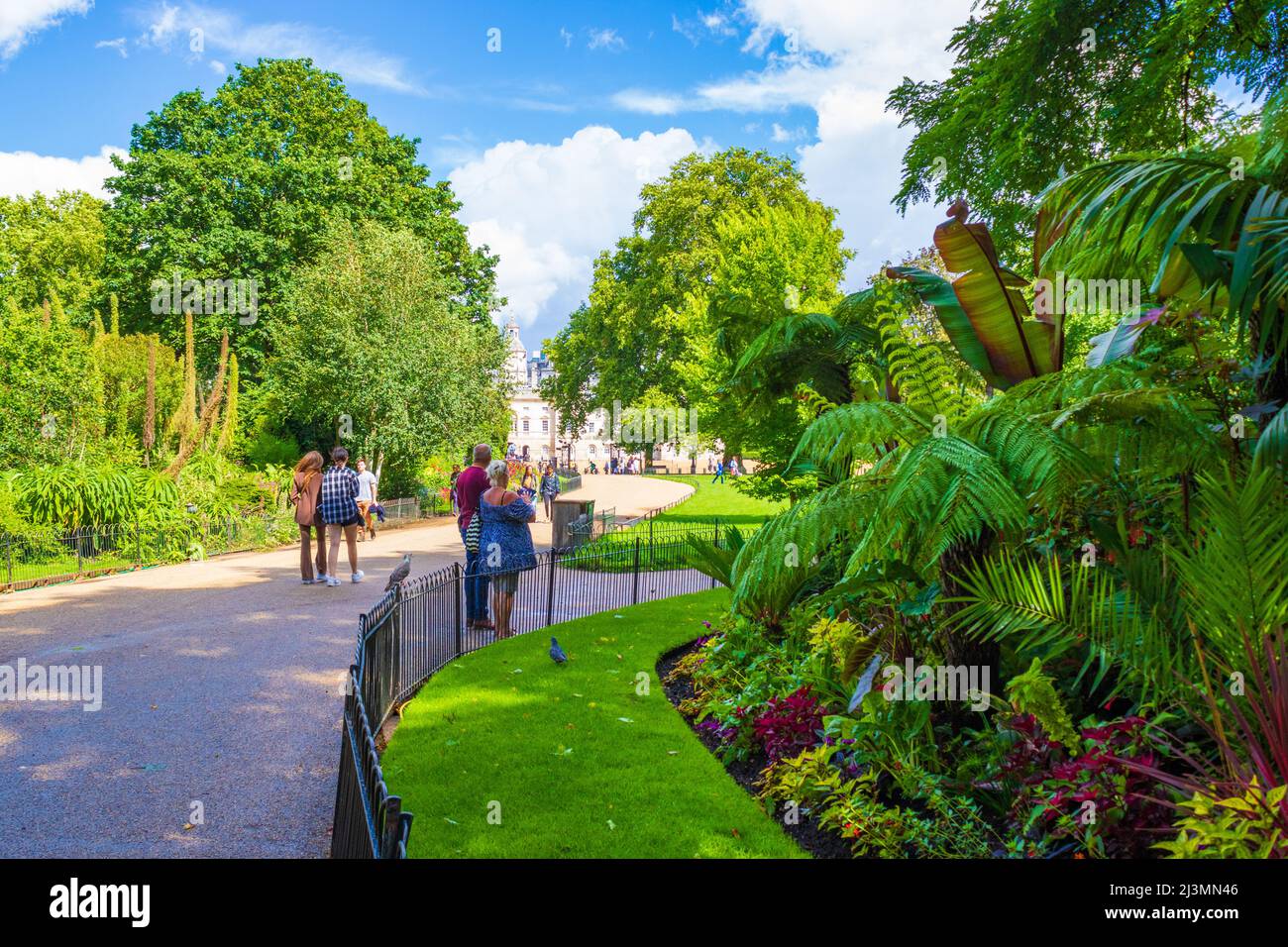 St James`s Park is a 23-hectare park in the City of Westminster ...