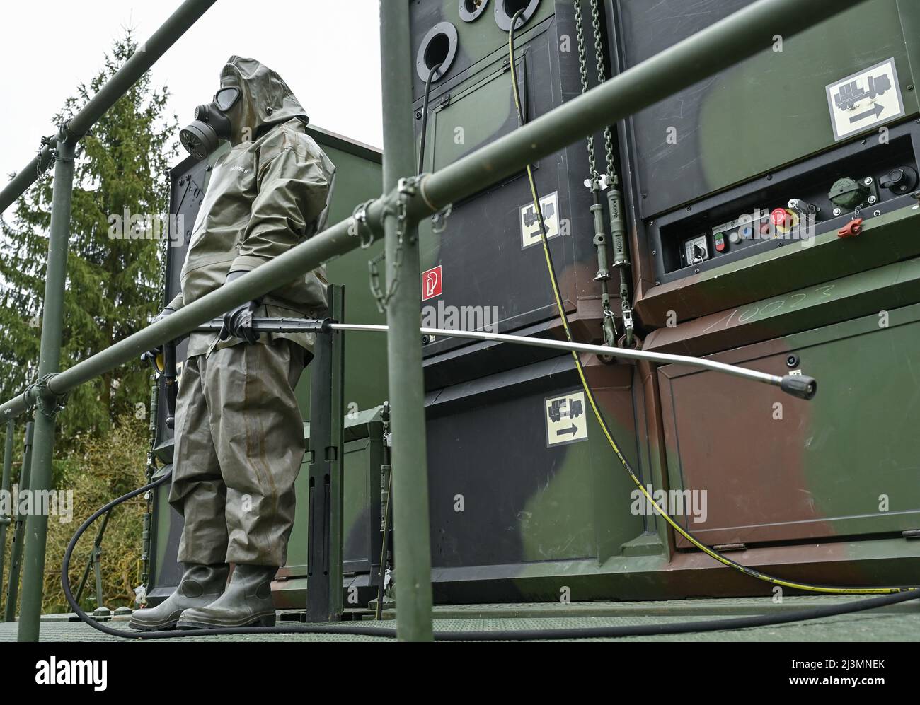 06 April 2022, Brandenburg, Strausberg: A soldier of the German Armed ...