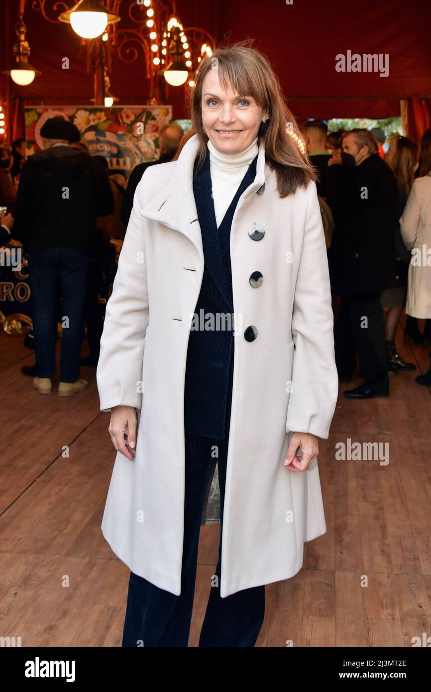 Simone standl hi-res stock photography and images - Alamy