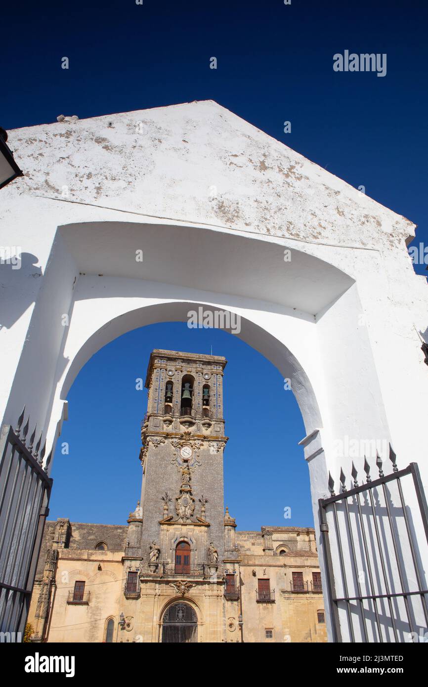 Arcos de la Frontera is a town and municipality in the Sierra de Cadiz ...