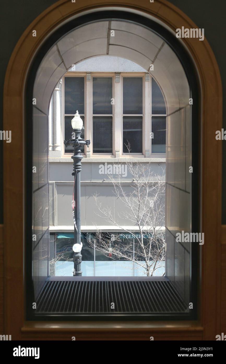 A huge window looking out of Chicago's Harold Washington Library Stock ...