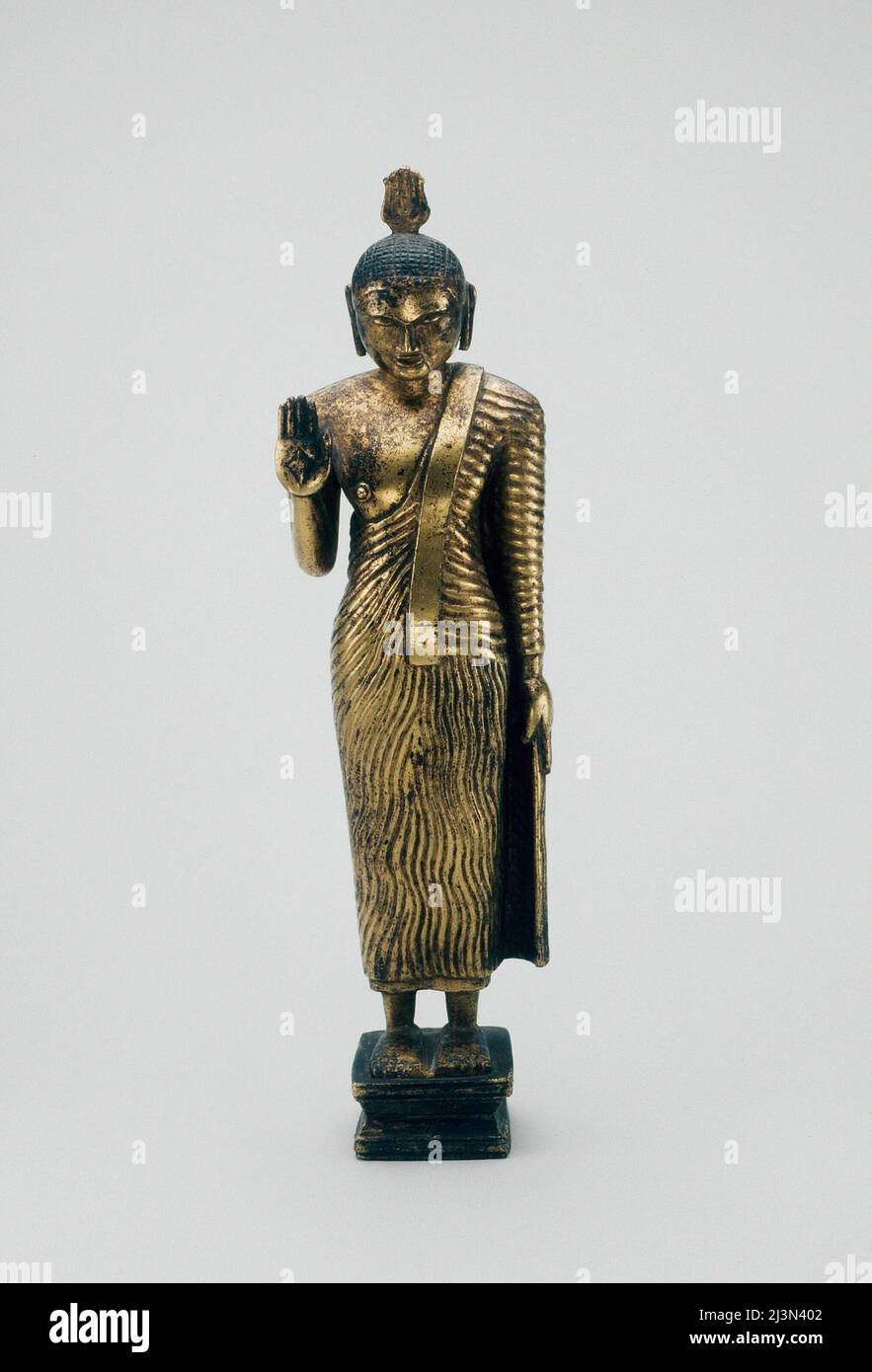 Buddha Standing with Hand in the Gesture of Reassurance (Abhayamudra ...