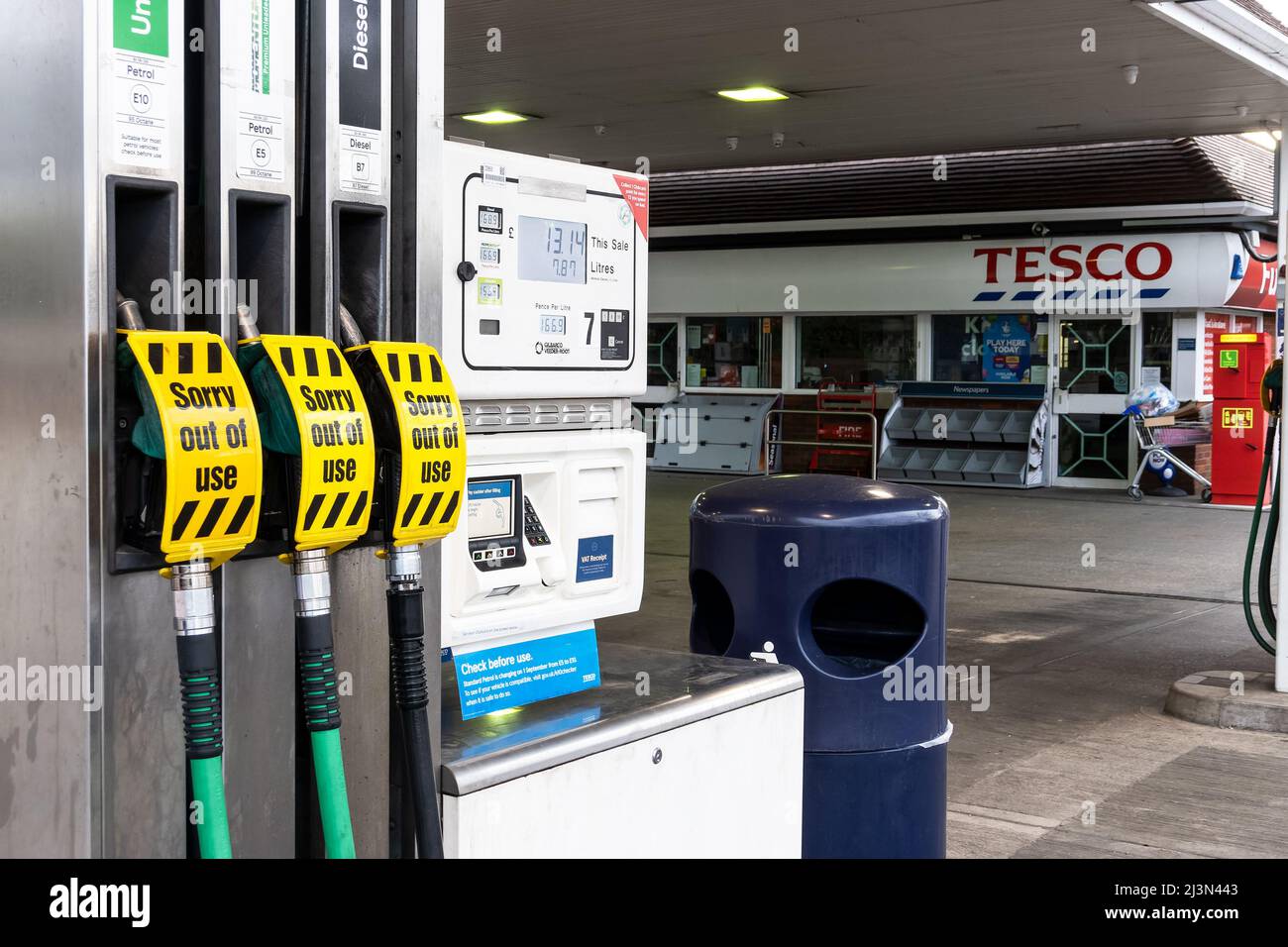 Extinction Rebellion and Just Stop oil blockade of fuel depots ...