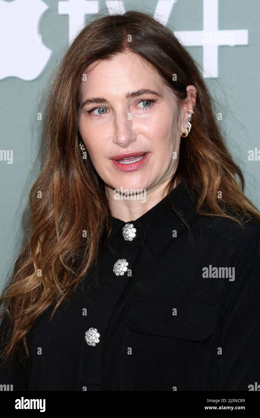 April 8, 2022, Los Angeles, CA, USA: LOS ANGELES - APR 8: Kathryn Hahn ...