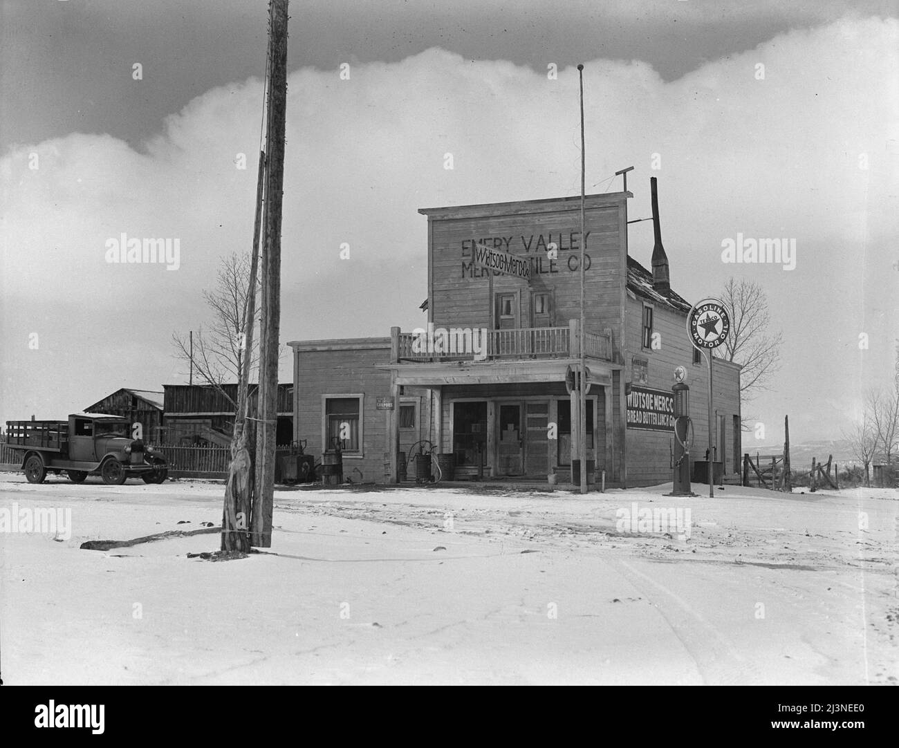 Grocery Store Widtsoe Utah Stock Photo Alamy grocery-store-widtsoe-utah-stock-photo-alamy