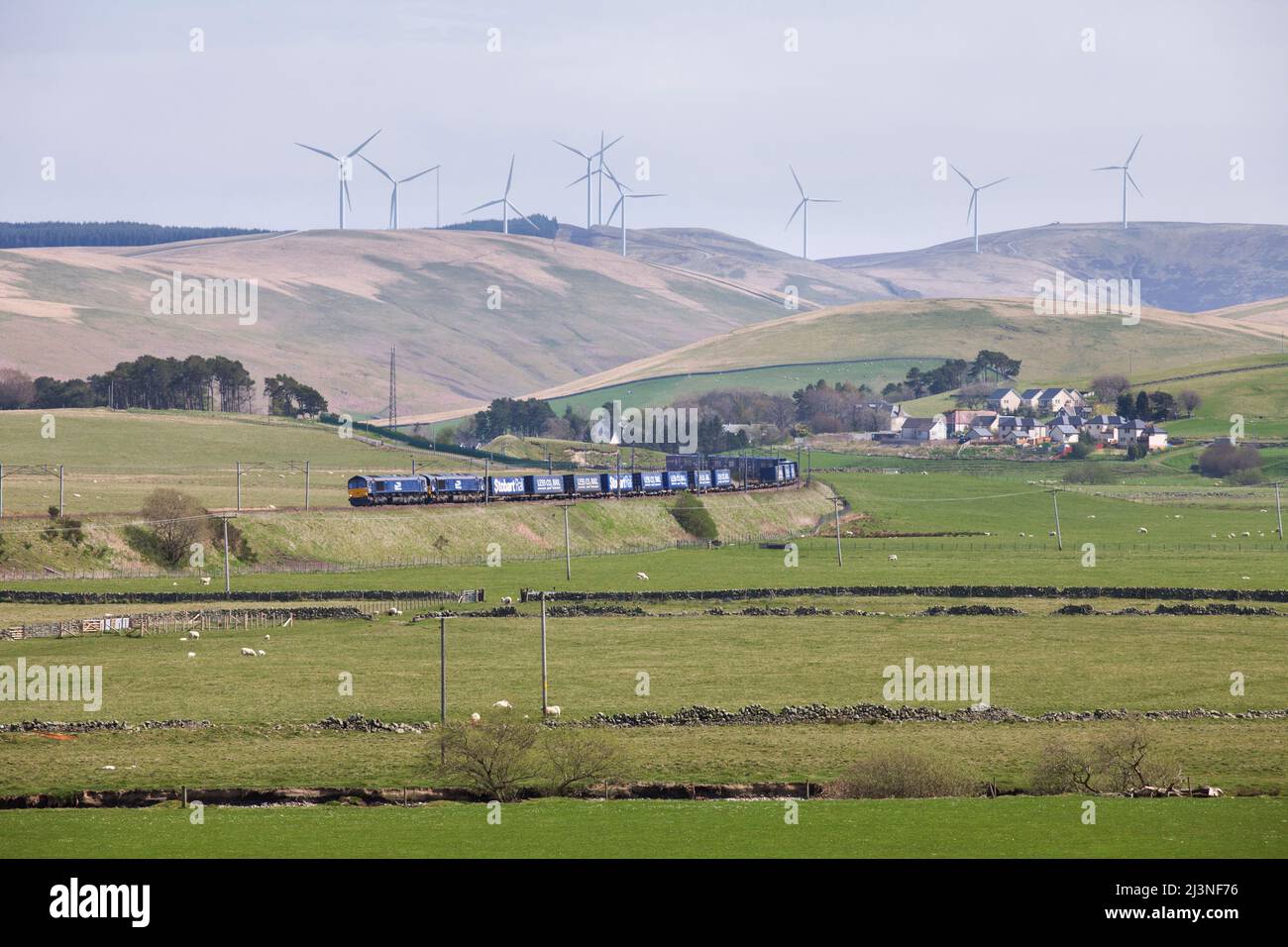 Emd locomotives hi-res stock photography and images - Alamy