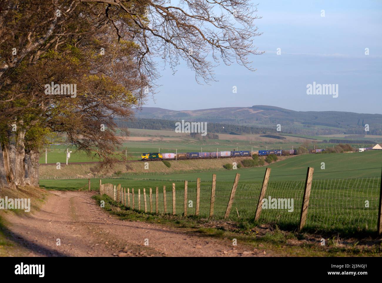 Freightliner class 70 diesel locomotive passing the Scottish ...