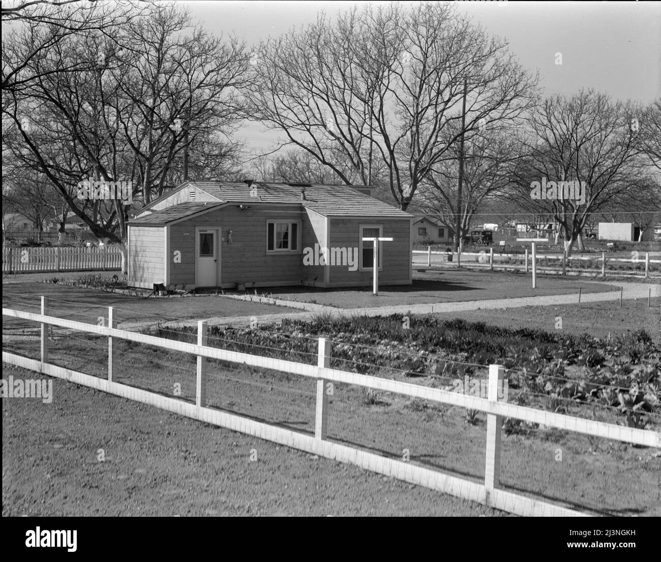 Average location Black and White Stock Photos & Images - Alamy