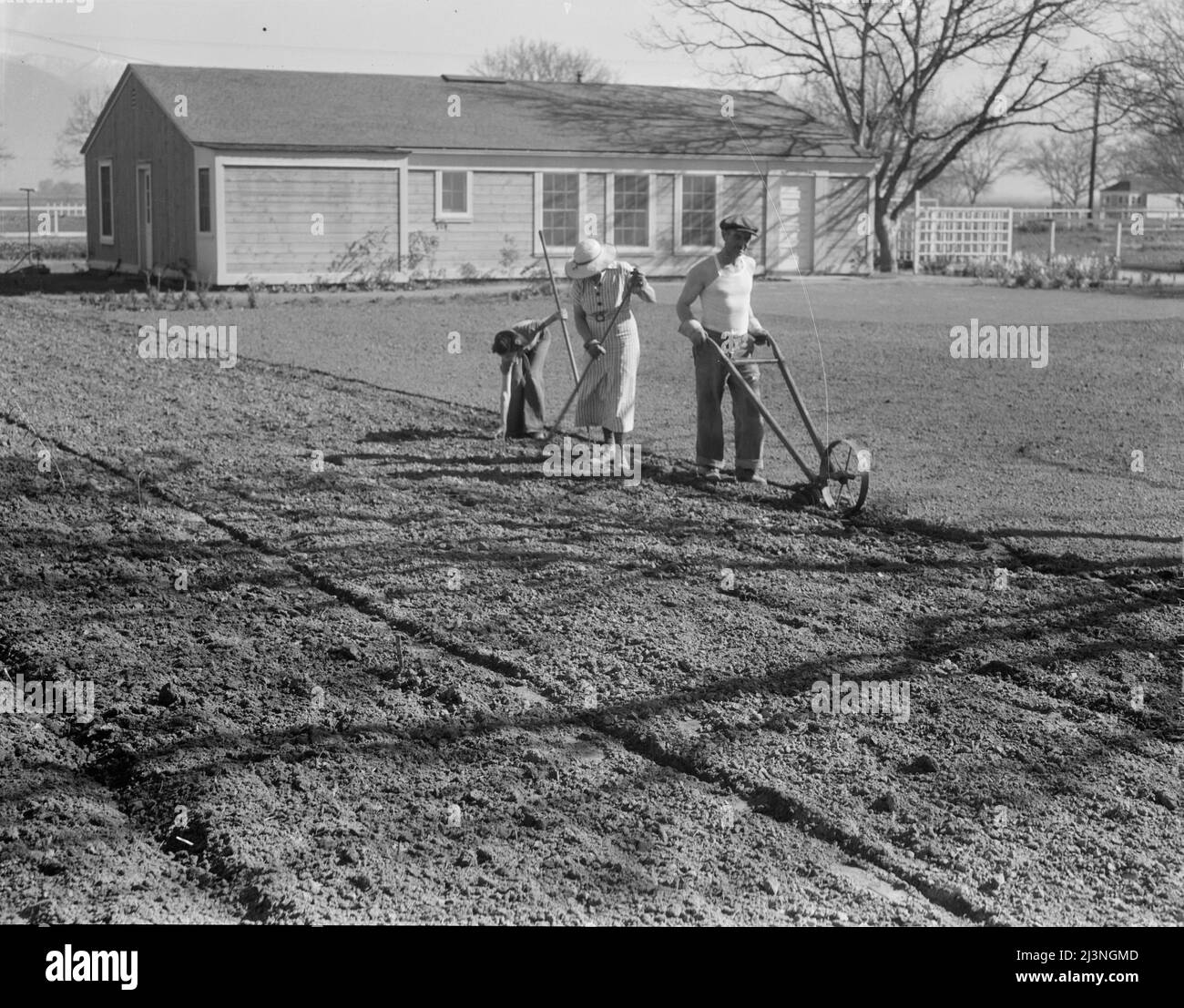 El Monte federal subsistence housing. Three-room house. Seventeen ...