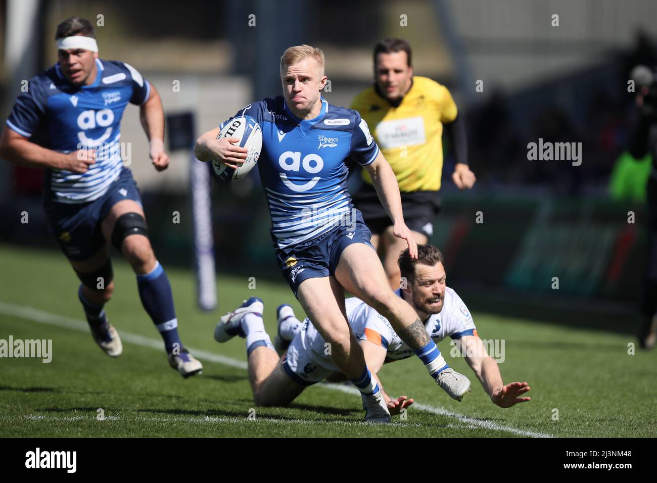 Aaron reed hi-res stock photography and images - Alamy