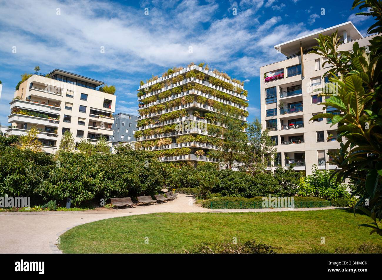 Paris, France, Street Scene, Real Estate, housing in 17th District ...