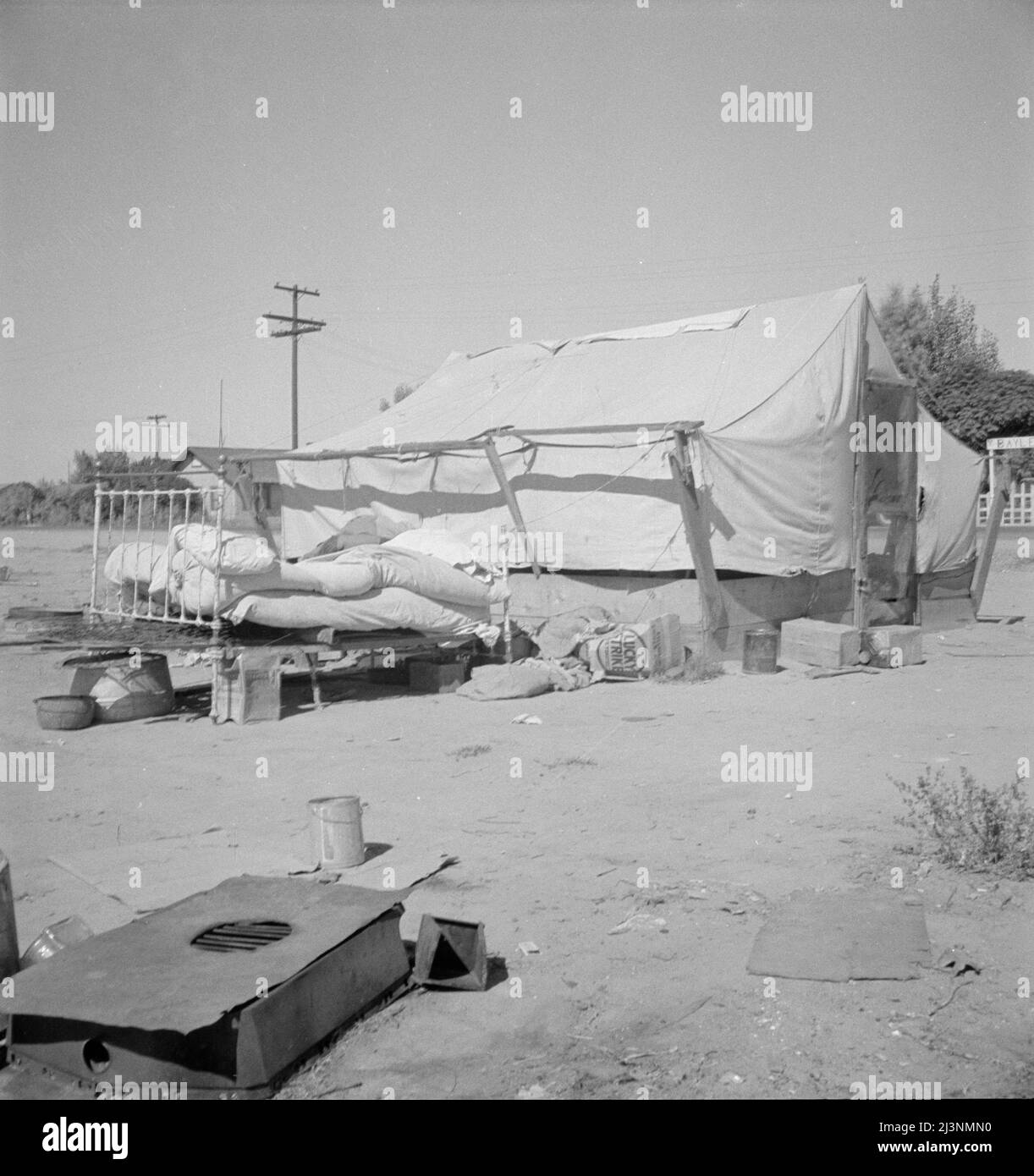 Agriculture drought california Black and White Stock Photos & Images ...