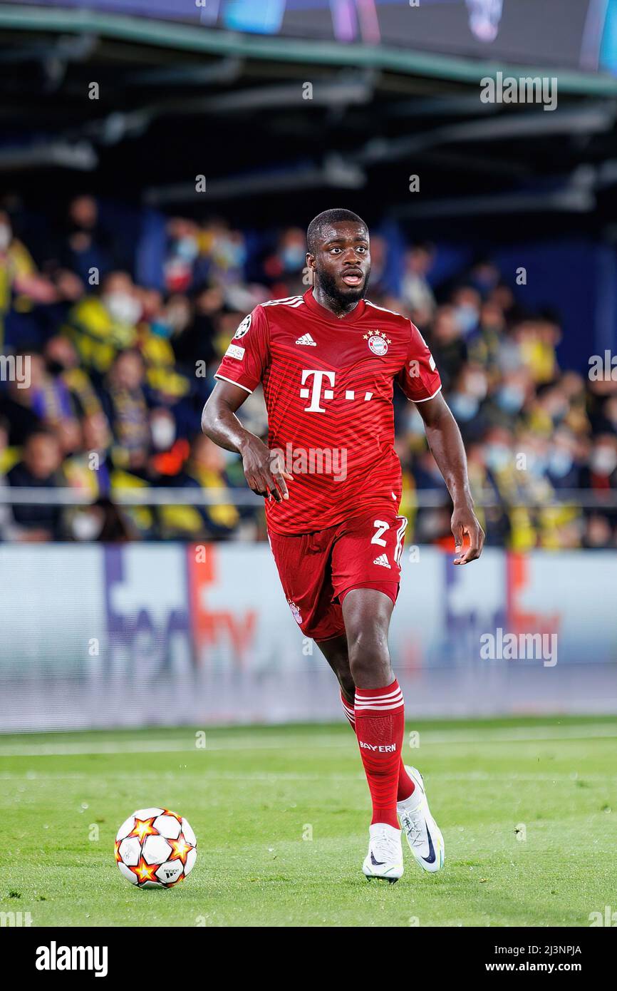 Dayot upamecano fc bayern de múnich hi-res stock photography and images ...