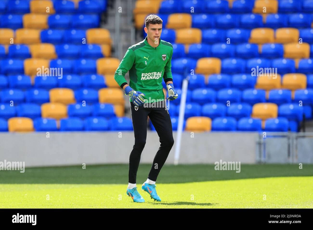 Nik Tzanev #1 of AFC Wimbledon warming up Stock Photo - Alamy
