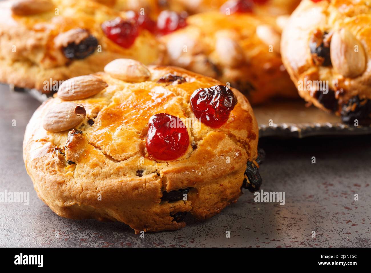 Fat rascals cake hi-res stock photography and images - Alamy