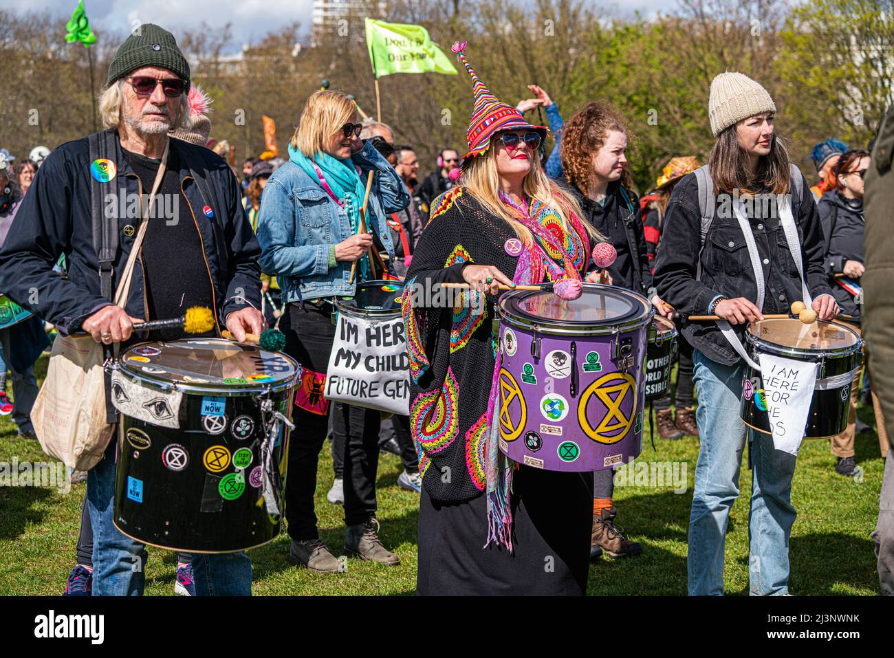 LONDON, UK. 9 April, 2022 . Drummers from Extinction Rebellion take ...