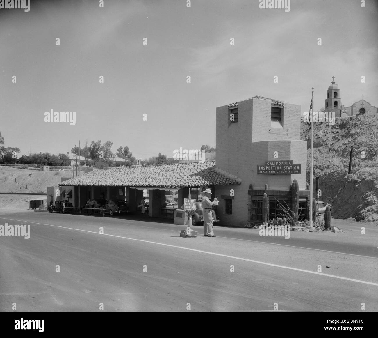 Inspection station on the California-Arizona state line maintained by ...