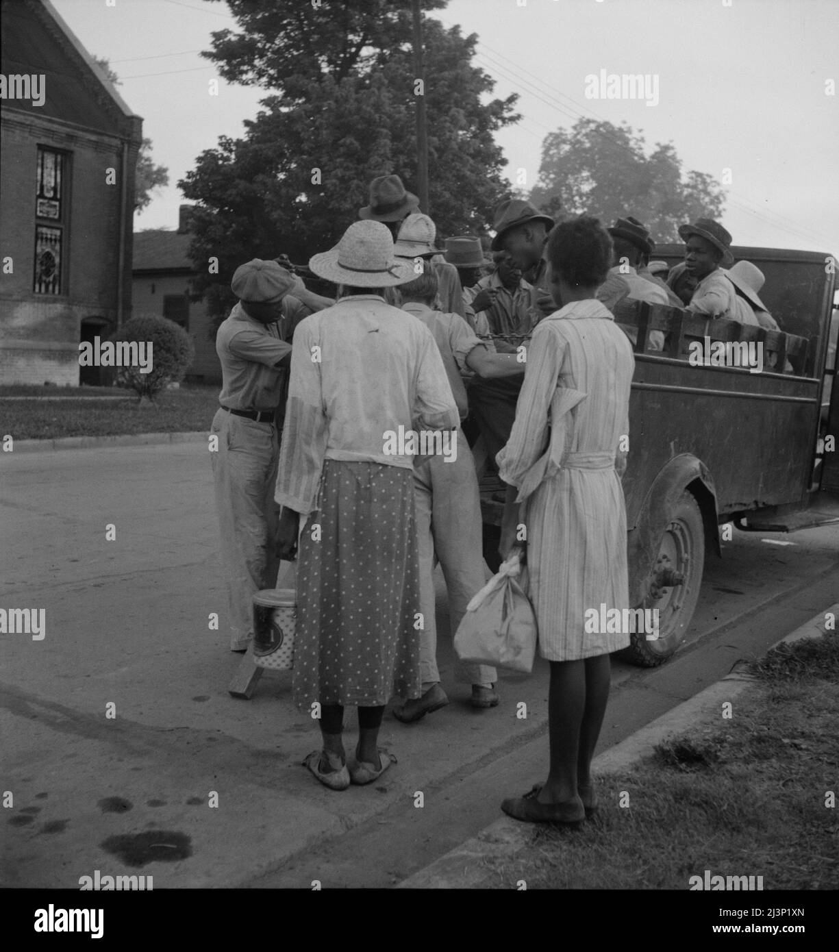 African american sharecroppers 1930s hi-res stock photography and ...