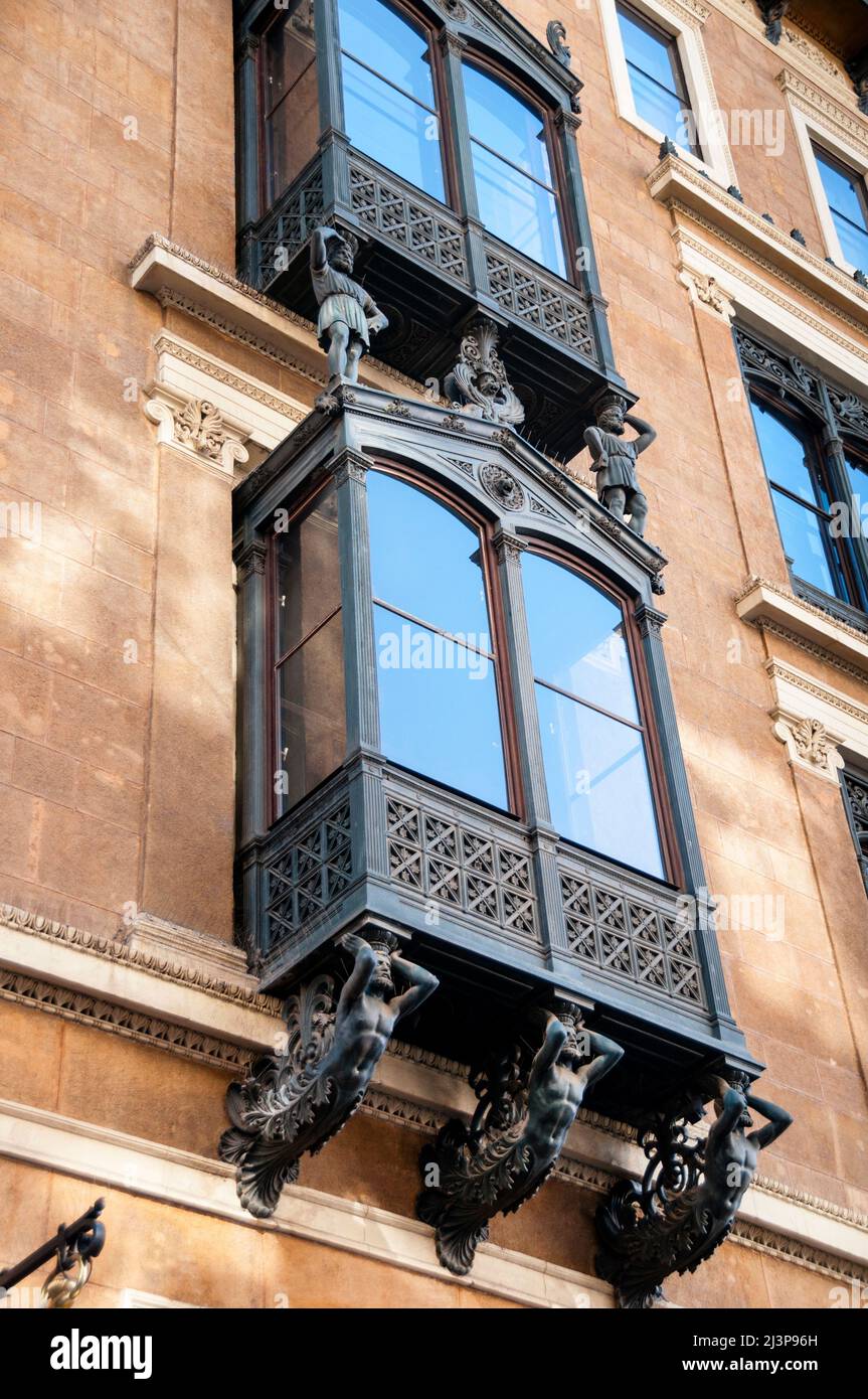 Neo renaissance elements hi-res stock photography and images - Alamy