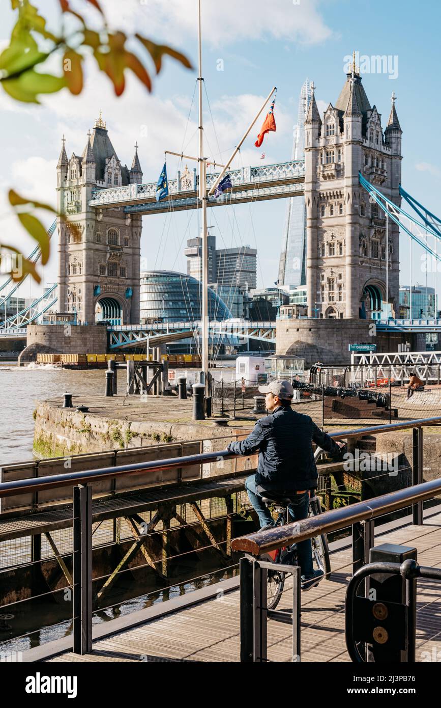 Londons docks victorian hi-res stock photography and images - Alamy