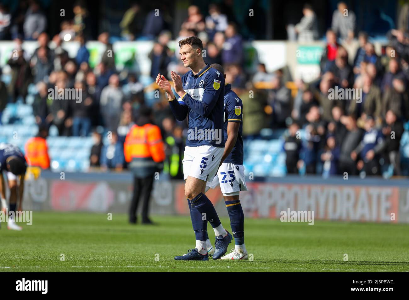 Millwall fans the den 2022 hi-res stock photography and images - Alamy