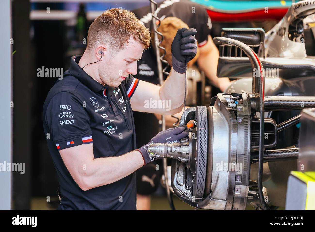 Mercedes amg f1 mechanic hi-res stock photography and images - Alamy