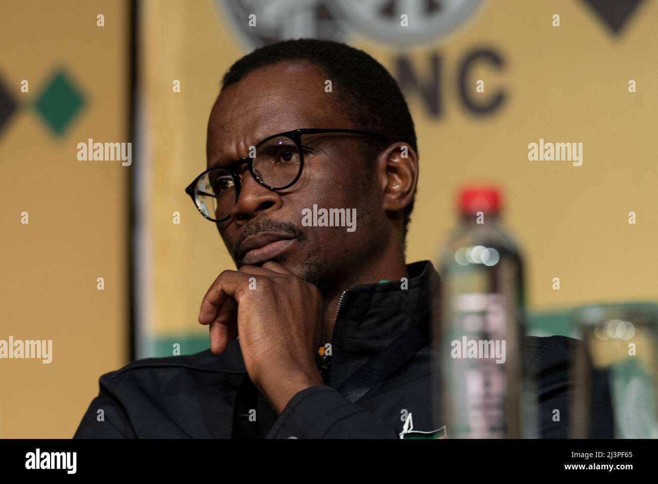 David masondo hi-res stock photography and images - Alamy