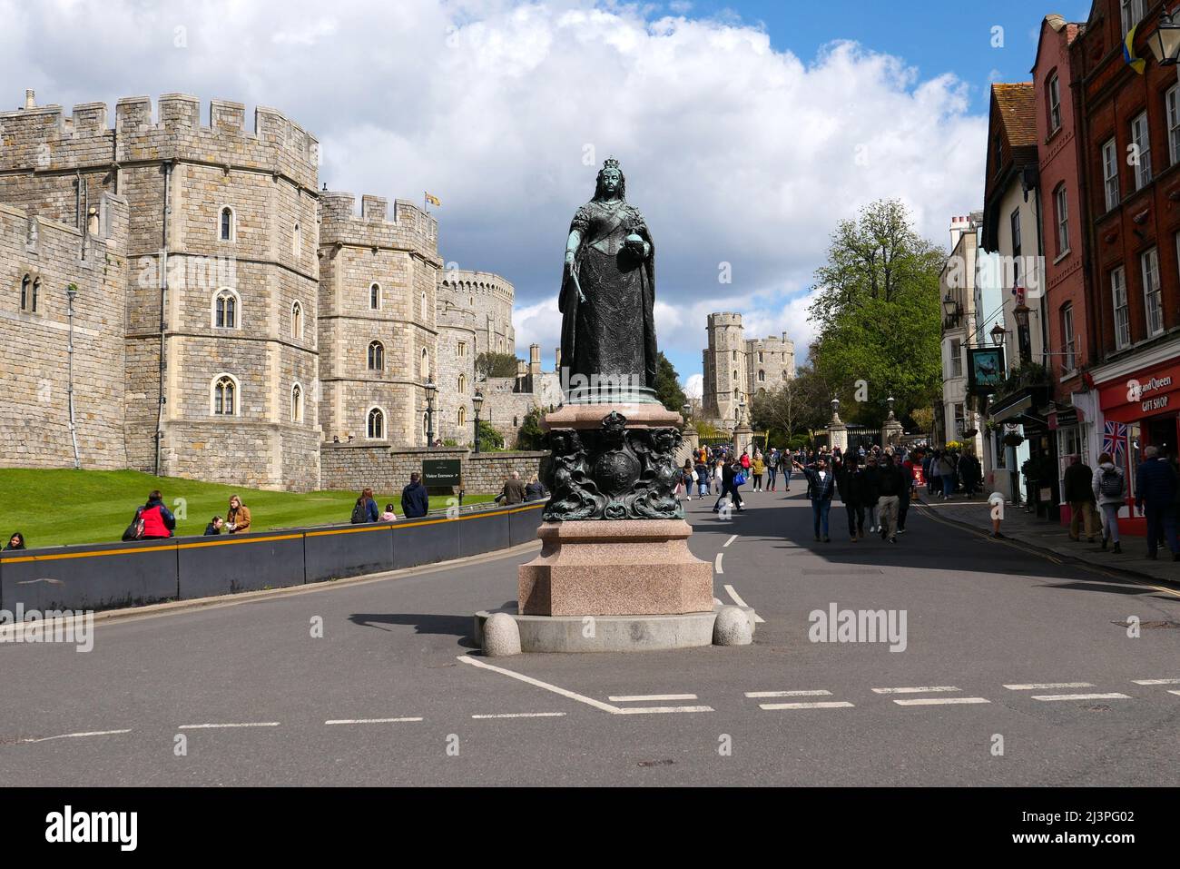 Maidenhead town centre hi-res stock photography and images - Alamy