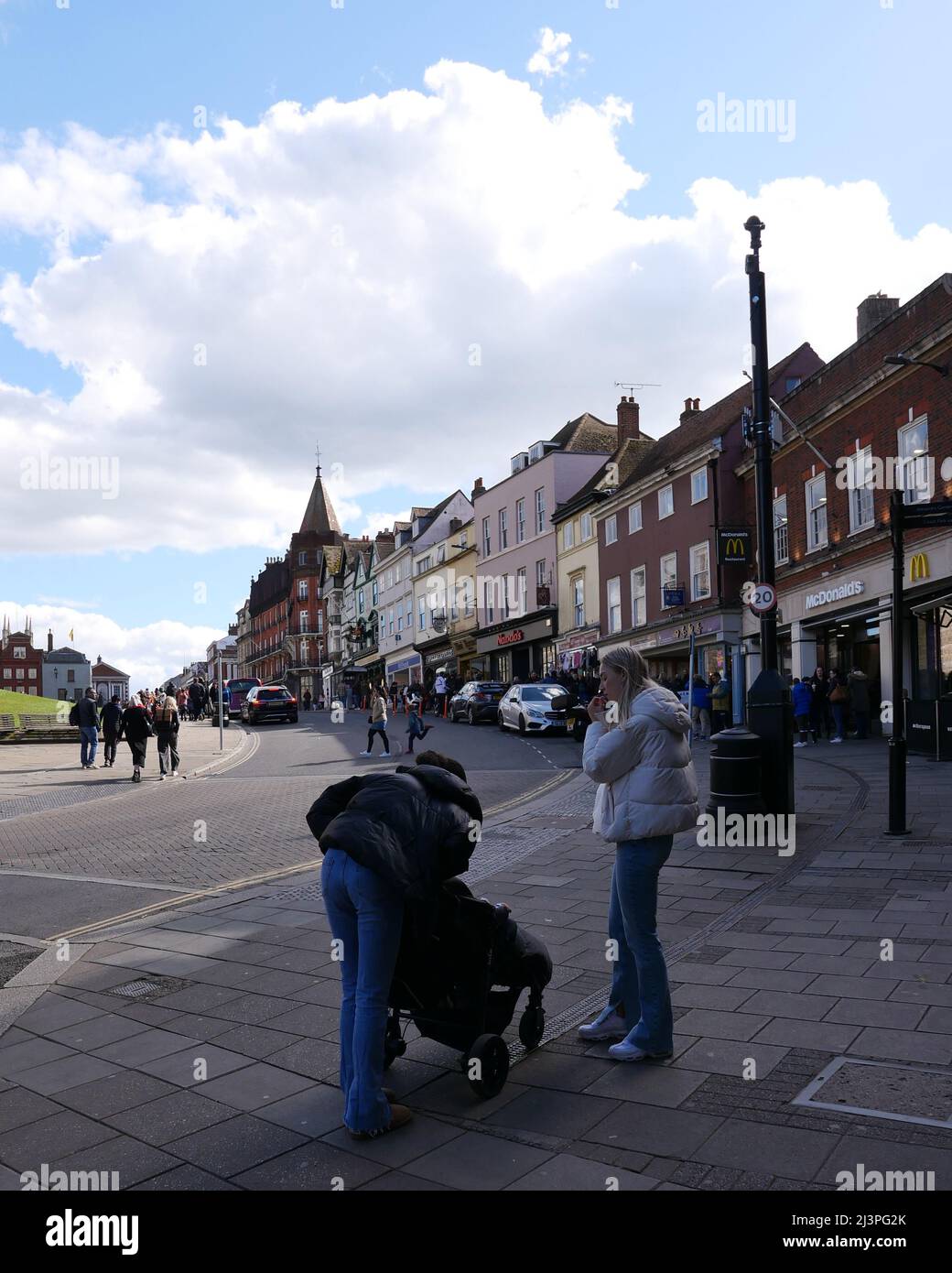 Maidenhead town centre hi-res stock photography and images - Alamy