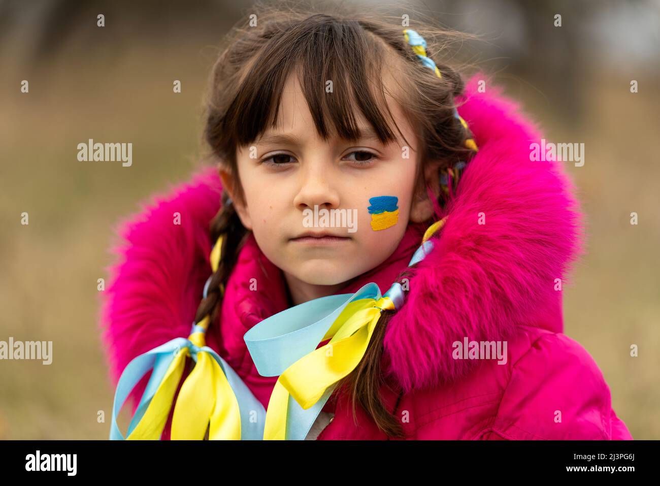 Ukrainian refugee sad child hi-res stock photography and images - Alamy
