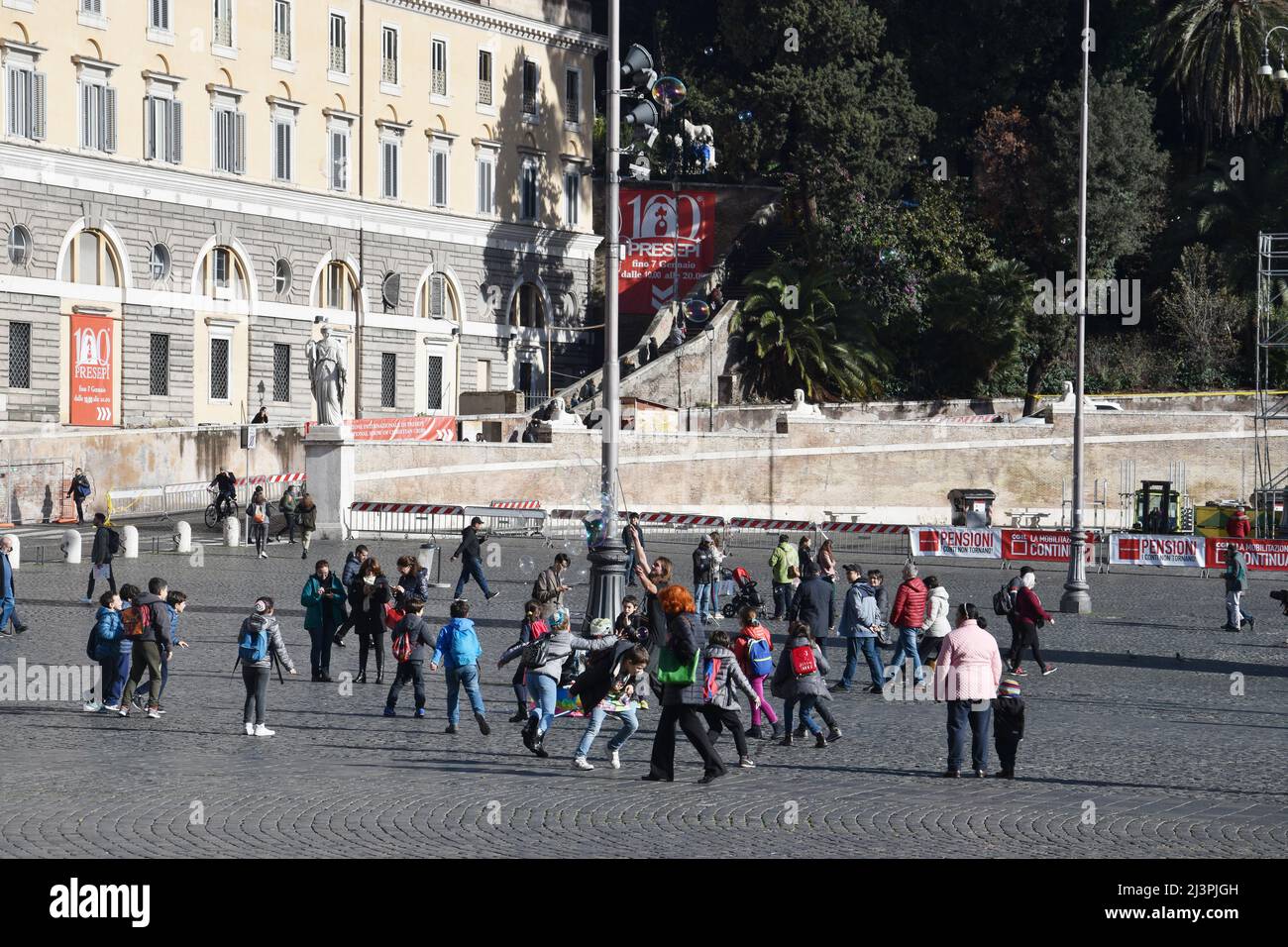 Children playing rome hi-res stock photography and images - Alamy