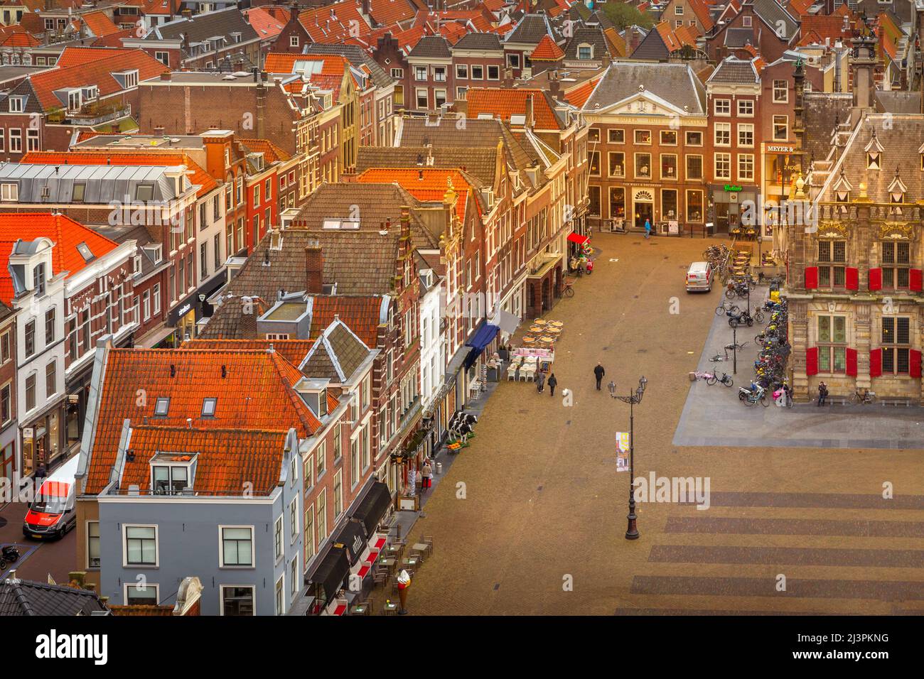 Cityscape delft historic houses hi-res stock photography and images - Alamy