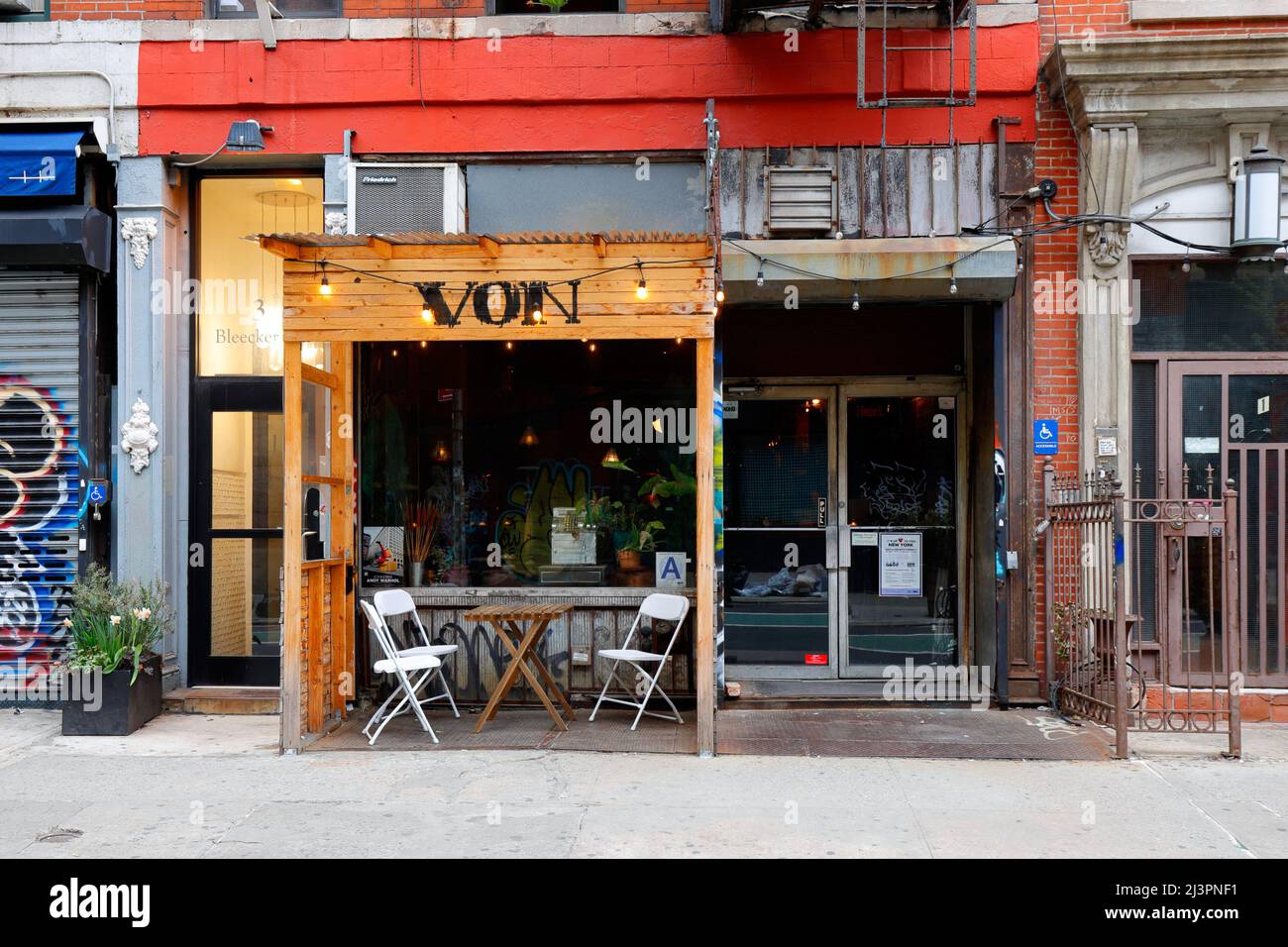 3 bleecker st hi-res stock photography and images - Alamy