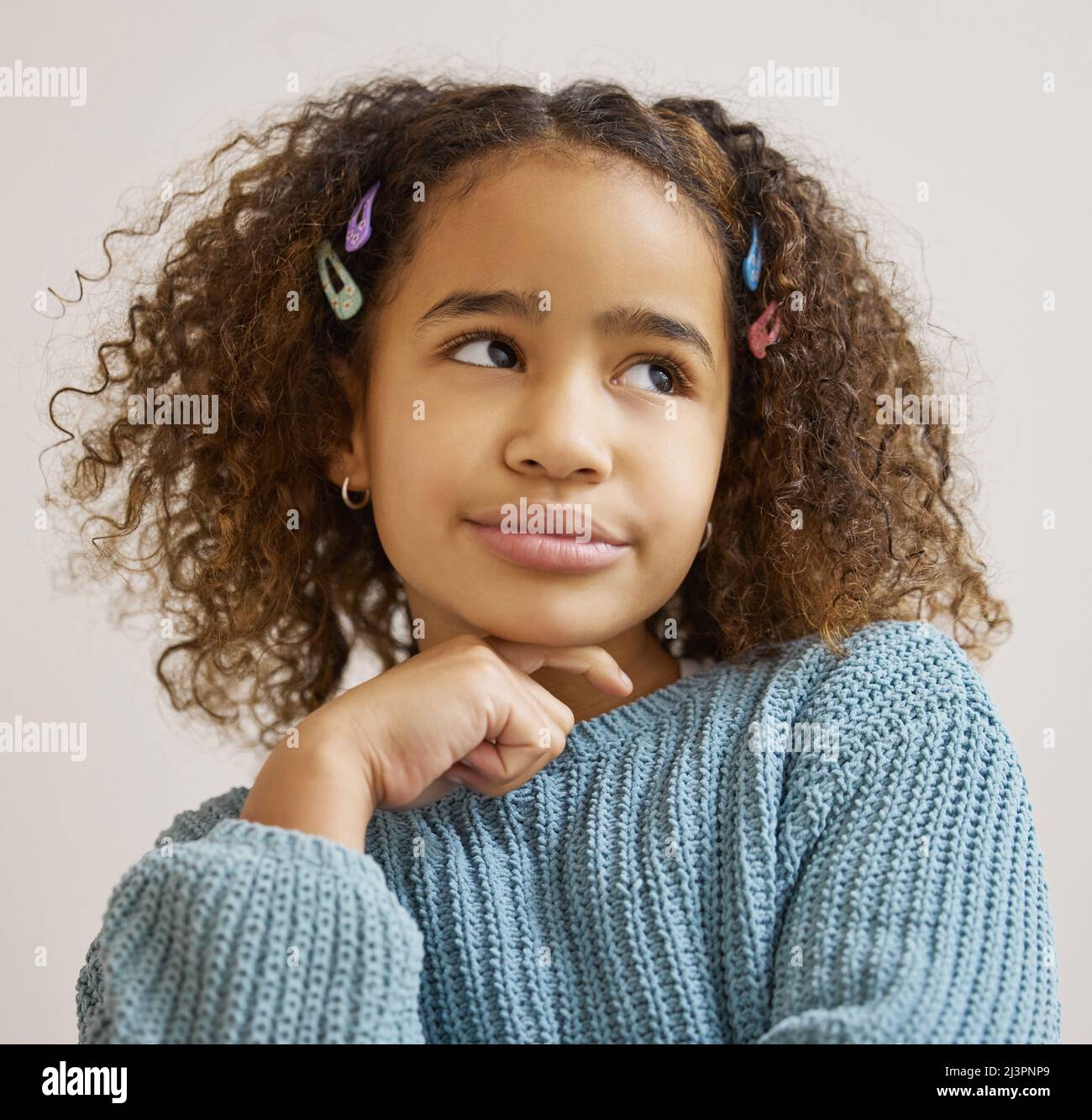 Child contemplative hi-res stock photography and images - Alamy