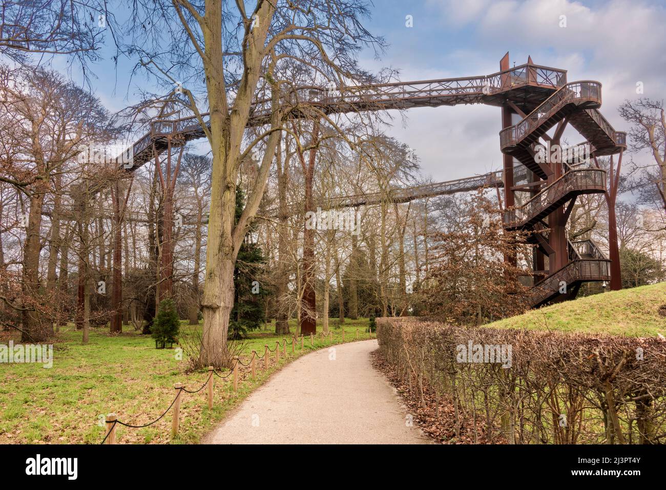 Kew Gardens Treetop Walkway. Please credit: Phillip Roberts Stock Photo ...