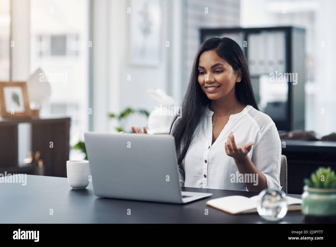 Video call women real people hi-res stock photography and images - Alamy