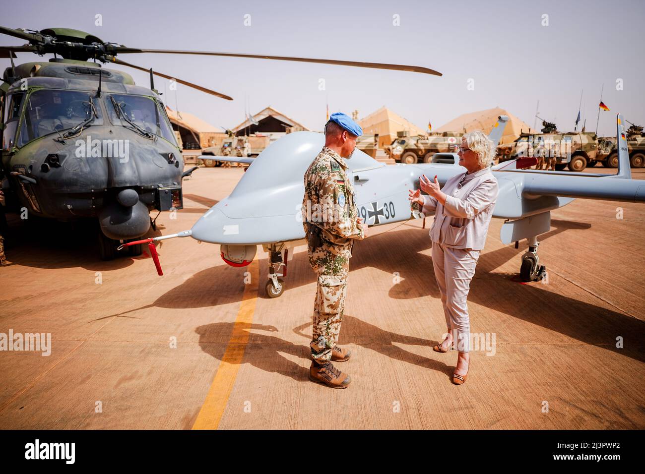 Mali minusma heron hi-res stock photography and images - Alamy