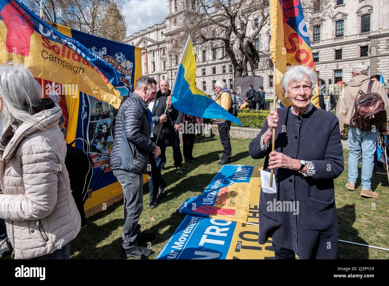 London, UK 9th April 2022. UK trade unions rally in solidarity with ...