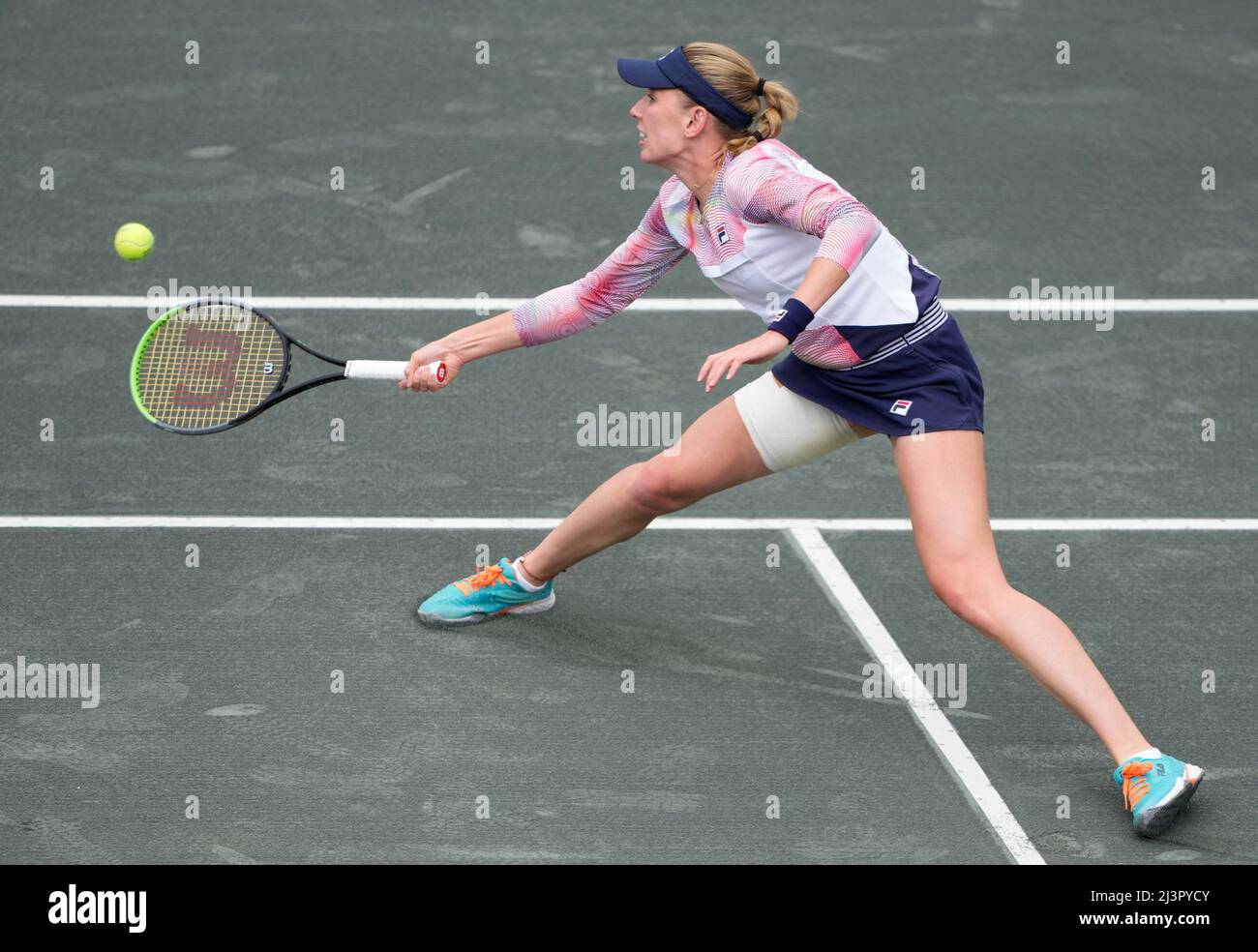 Family circle tennis center hi-res stock photography and images - Alamy