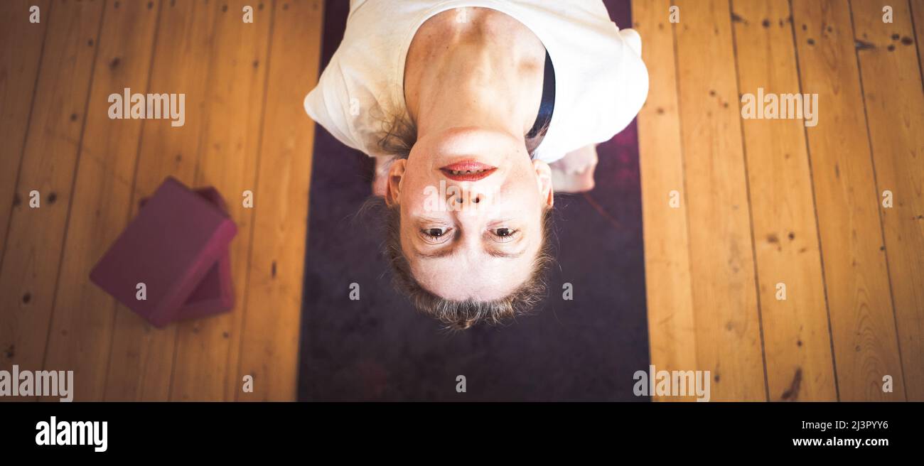 Gymnastics camel hi-res stock photography and images - Alamy