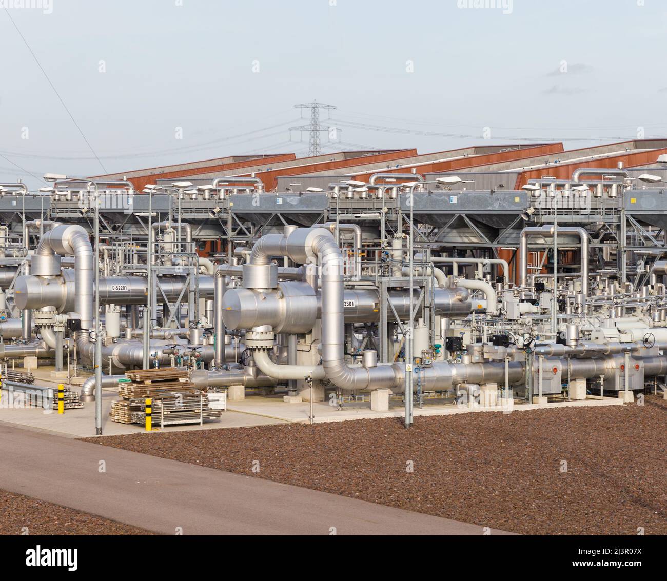 Gas industry, storage and extraction from underground storage ...