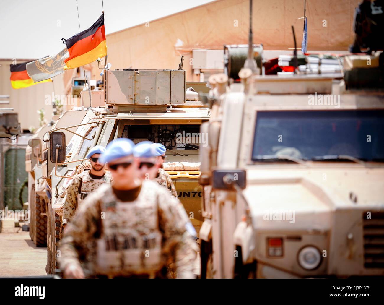 West german flag united nations hi-res stock photography and images - Alamy