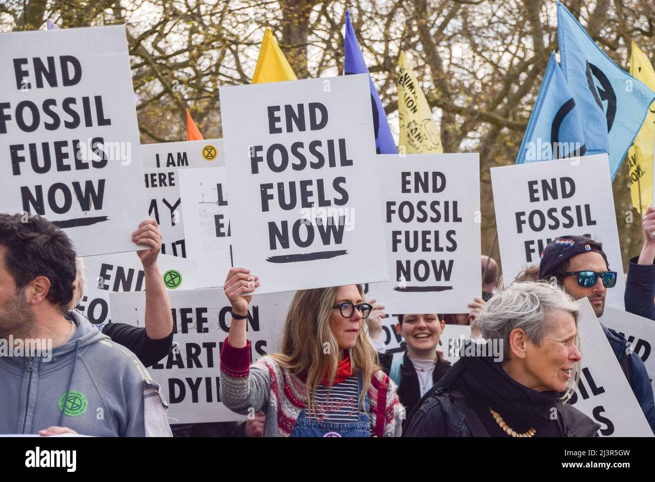 Anti fossil fuel signs hi-res stock photography and images - Alamy