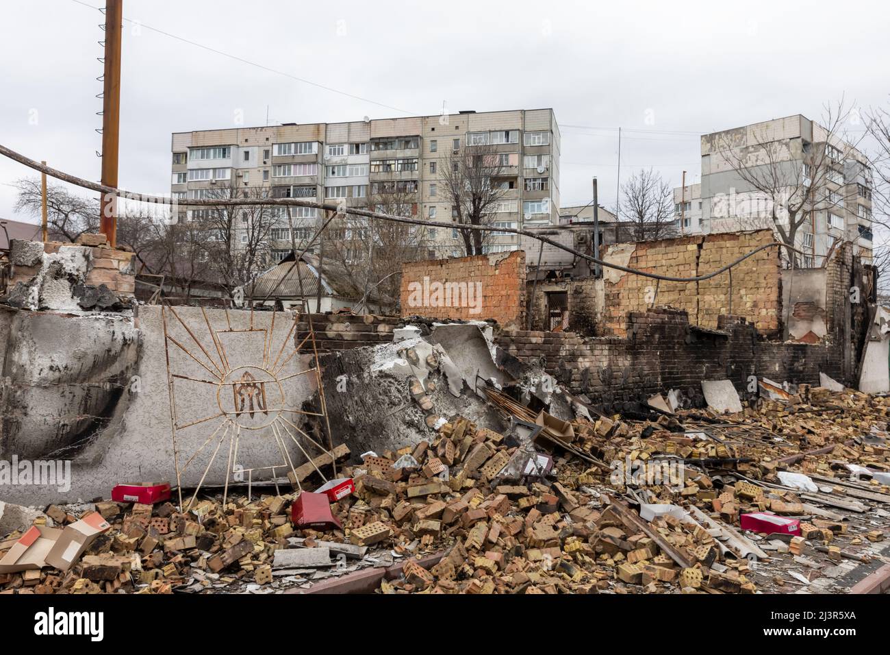 BORODYANKA, UKRAINE - APR. 06, 2022: War in Ukraine. Chaos and ...